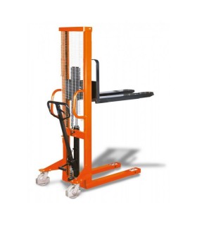 Diverse modele de stivuitor electric si manual